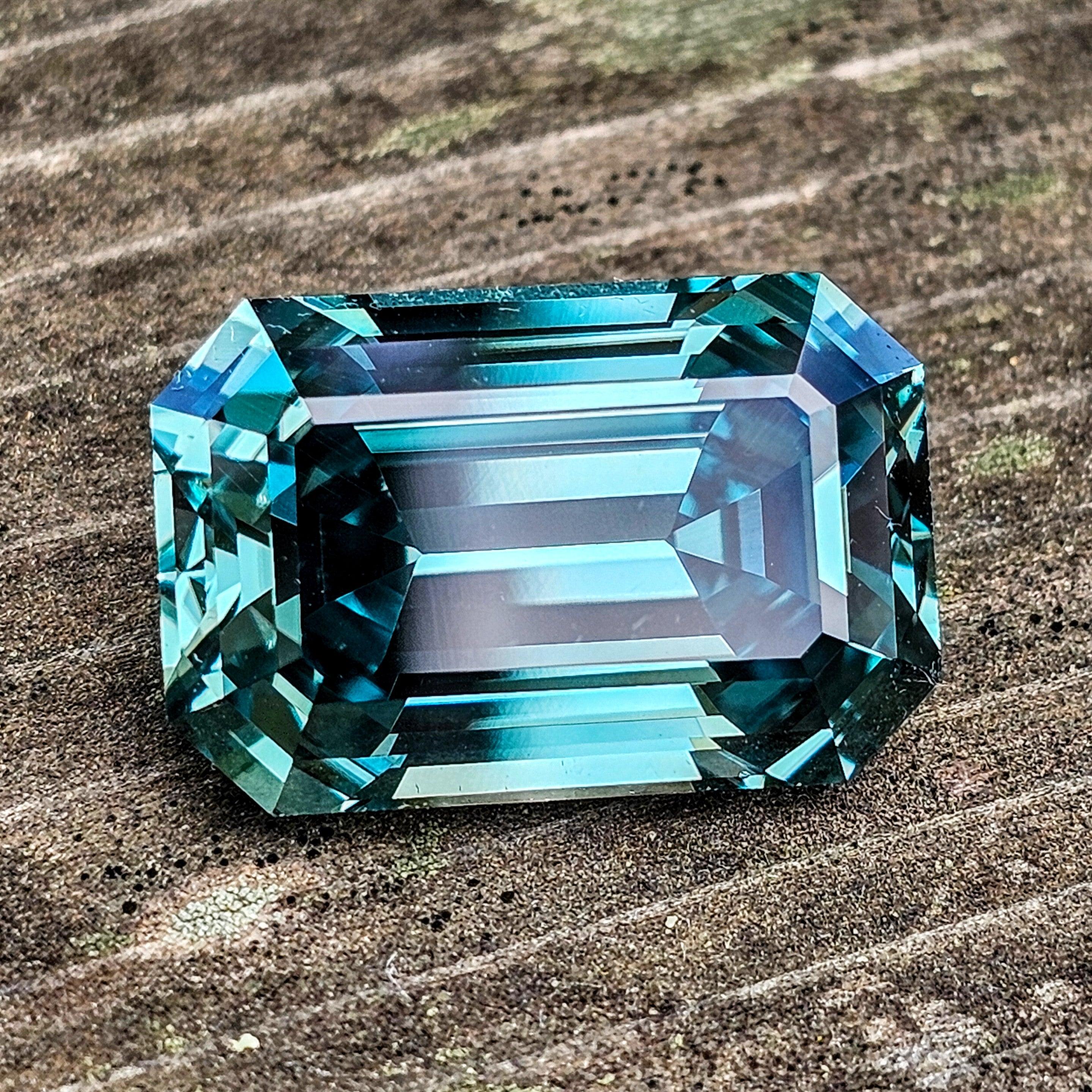 Green Czochralski Lab Sapphire – DJEVA